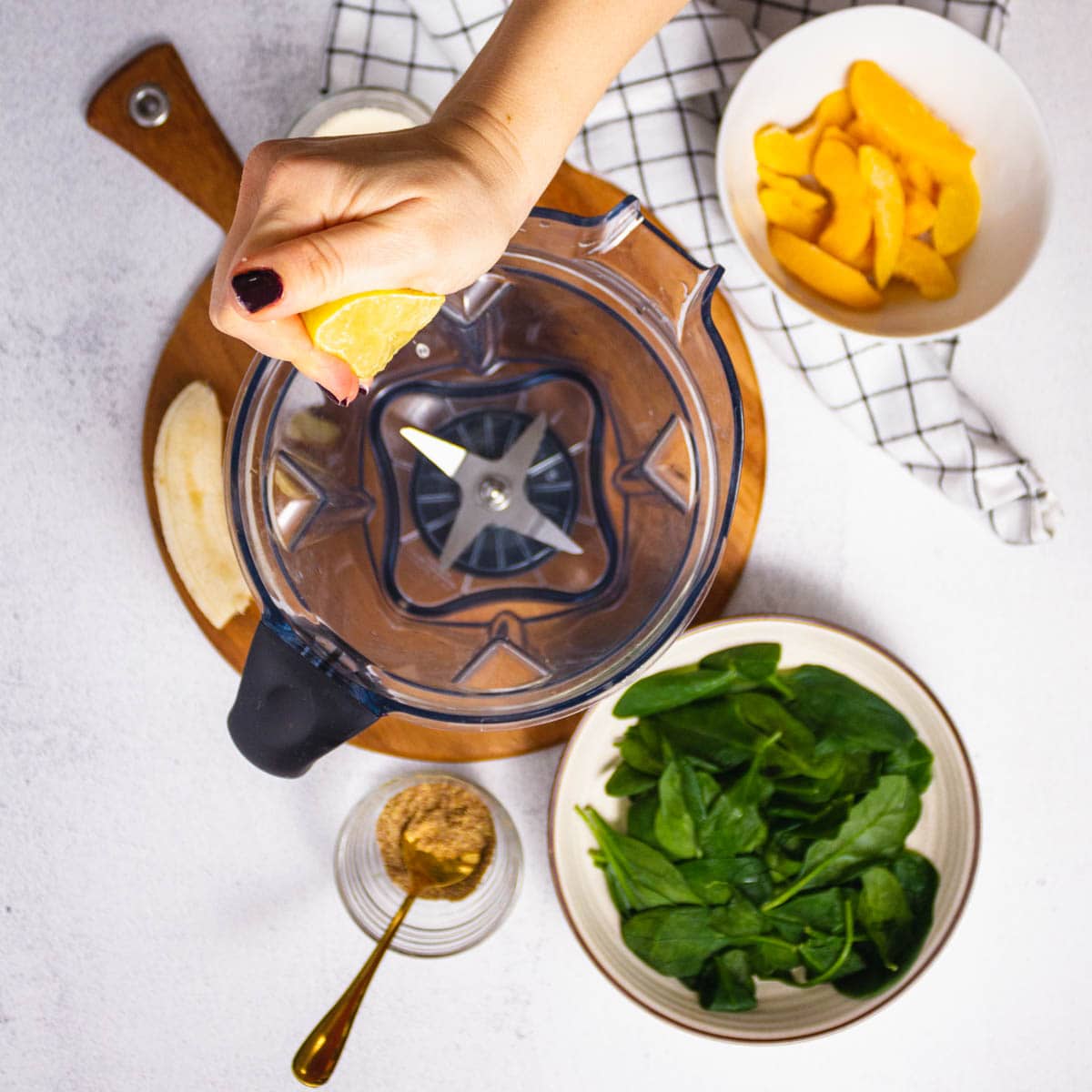 How To Build A Smoothie - Caitey Jay