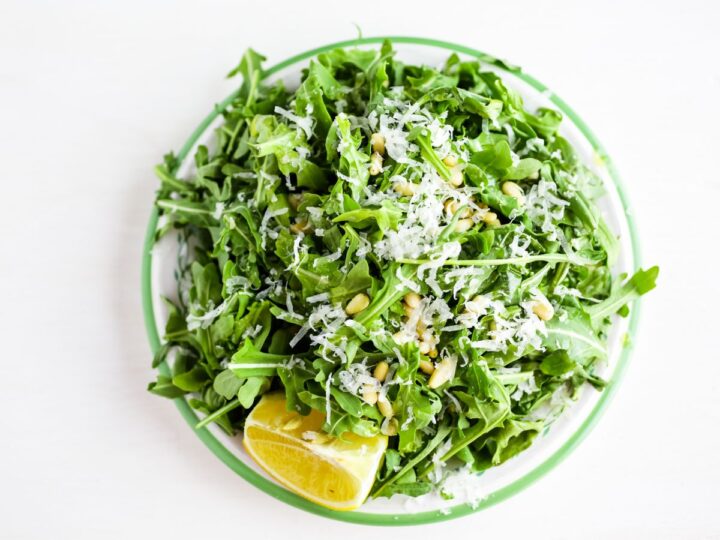 The 11 Best Arugula Substitutes - Caitey Jay